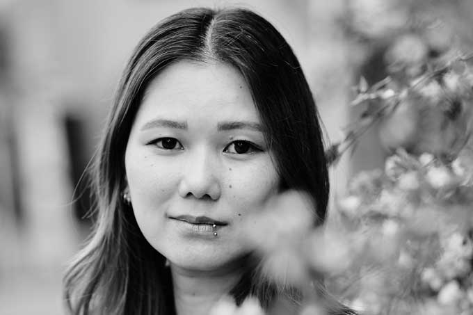 作家・金原ひとみさんロングインタビュー。小説を書くことが一番自分を救う行為。現実とフィクション、両方あるから生きていける【前編】 | kodomoe（コドモエ）—「親子時間」を楽しむ子育て情報が満載！